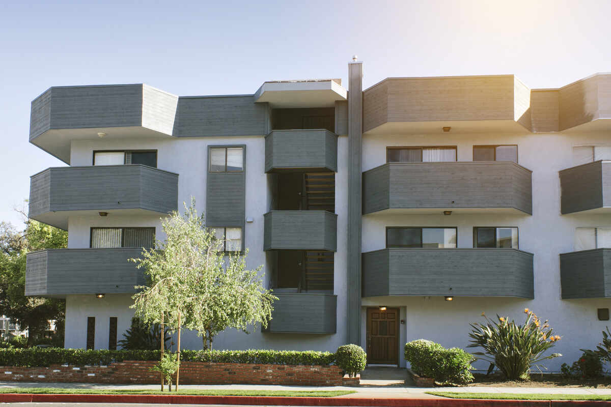 Overcoming Challenges in Multi-Unit Building Retrofits: Lessons Learned ...